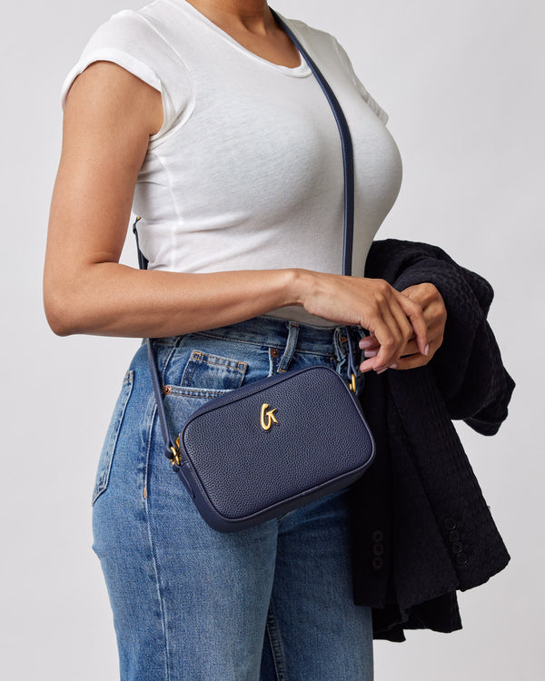 PEBBLE MINI CAMERA BAG NAVY | Structured Vegan Pebble Leather Camera Bag