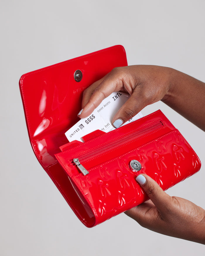 GLAM-AHOLIC RED TRAVEL WALLET WITH ORGANIZATION AND STYLE