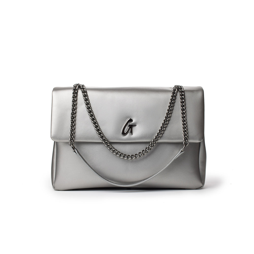 Flap Bags: Chic & Versatile Styles for Every Occasion